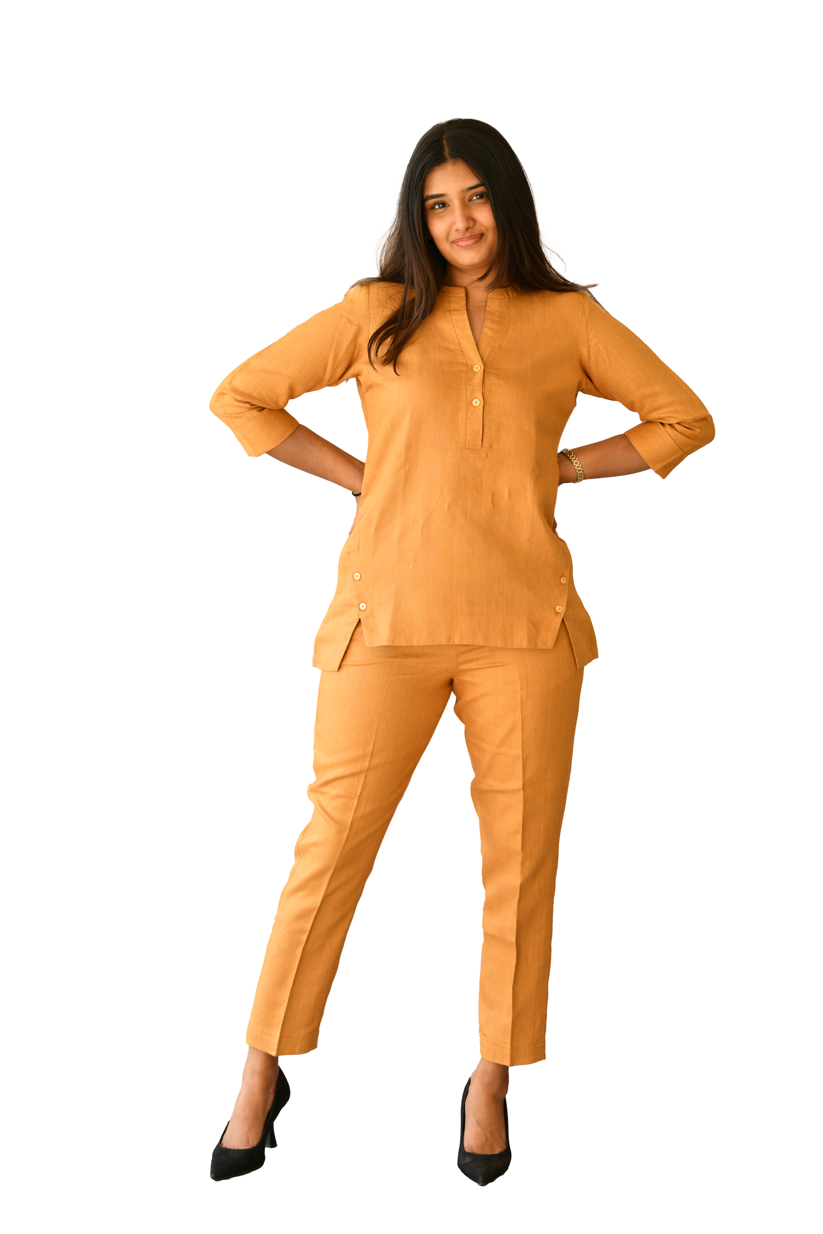 Linen Chic | Instagram, Facebook | Linktree